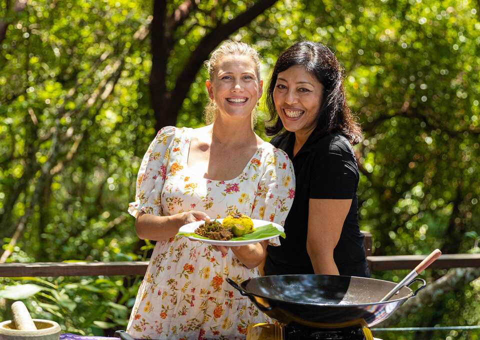 Watch Justine Schofield as she shares & cooks with the locals in ...