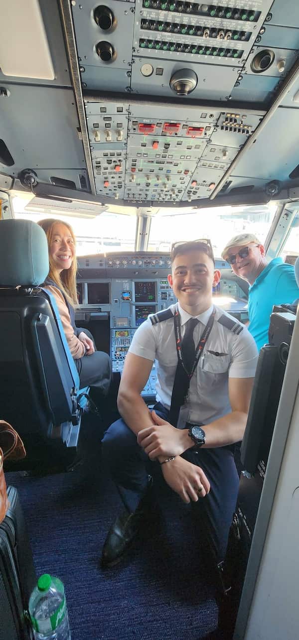 'Connecting People and My Roots': Fil-Aus Pilot leads Manila–Perth ...