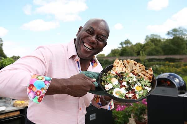 Ainsley Harriot tells us his alfresco cooking secrets... | SBS Food
