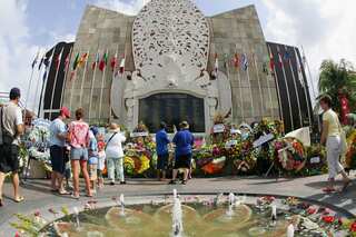 Bali bombings 2002: Full list of victims' names and the countries they ...