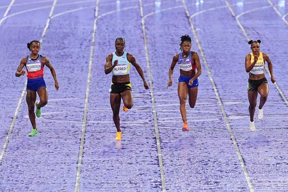 How to run 100 metres in under 10 seconds? We asked an expert | SBS News