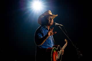 Troy Cassar-Daley: a golden year for a country music icon | SBS NITV