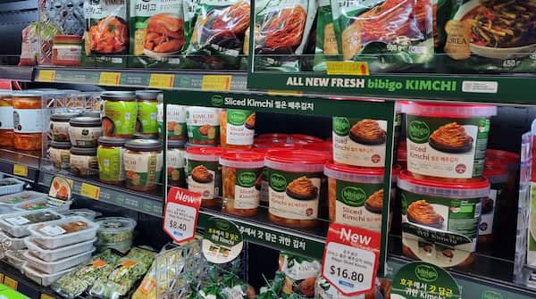 Why kimchi, the Korean fermented food, is gaining huge popularity in Australia | SBS Korean