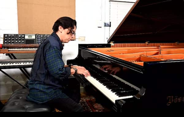 Marina replaced her staff with AI. This is how it's disrupting everyday ...