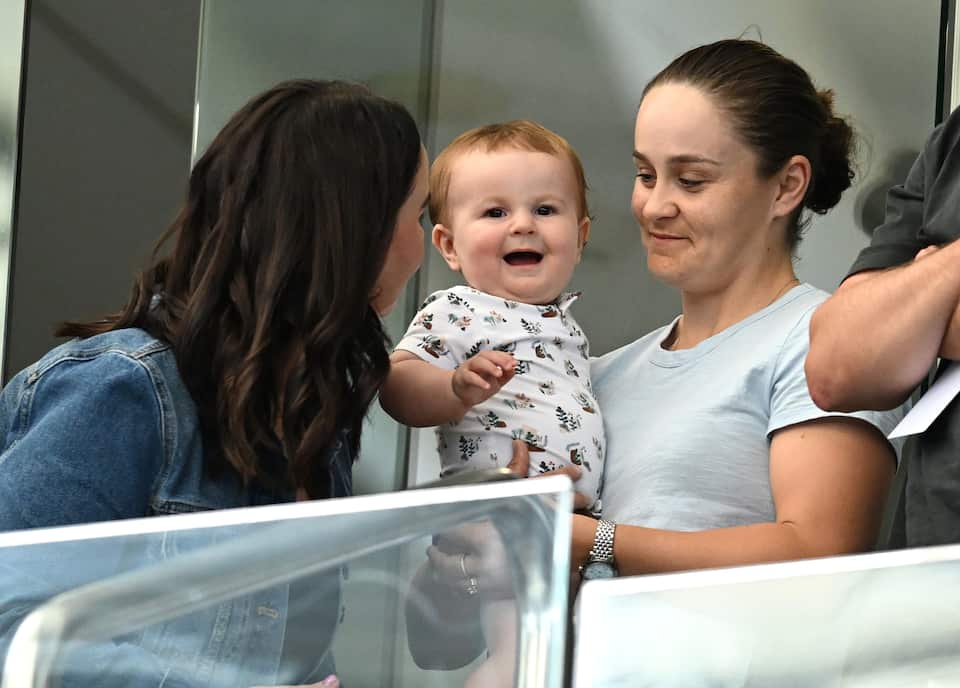 Ash Barty 'grateful' as she welcomes second child | SBS News