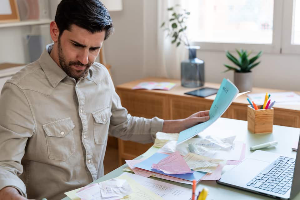 Tax return warning as more than a million Australia could face $330 ...