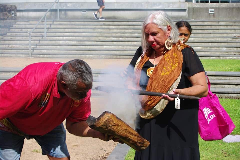 These Wiradyuri Elders are celebrating the return of artefacts taken ...