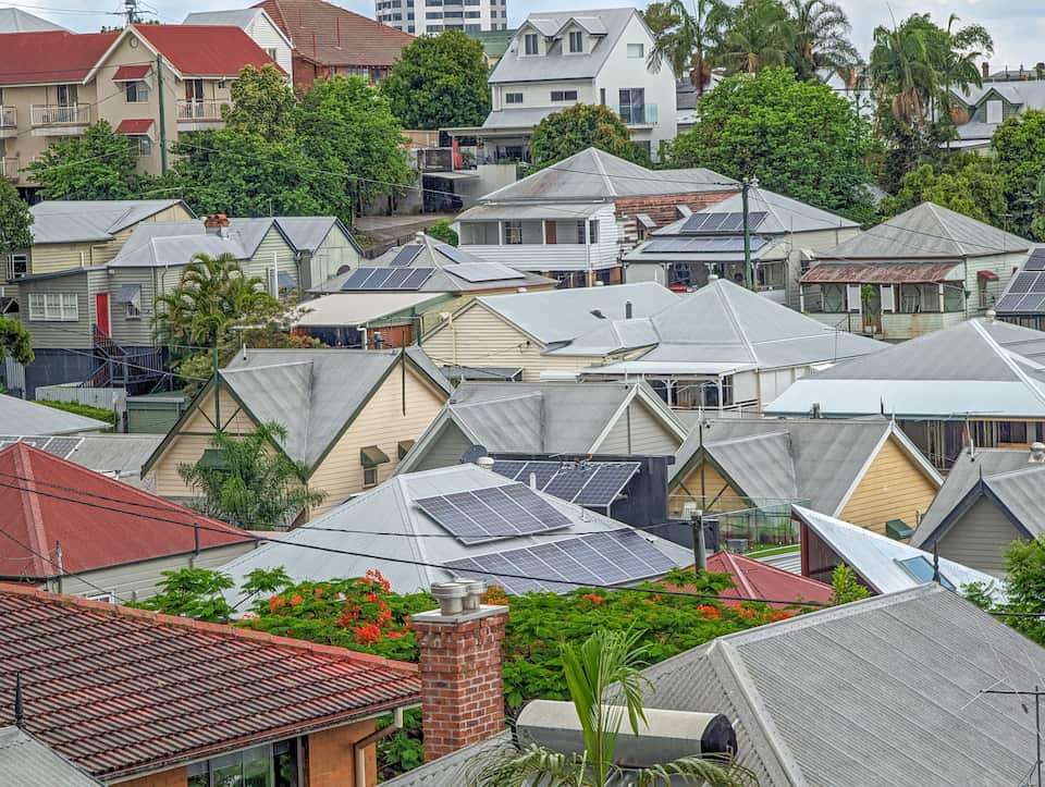 Housing crisis Australia: Up to one in 10 homes may be empty | SBS News