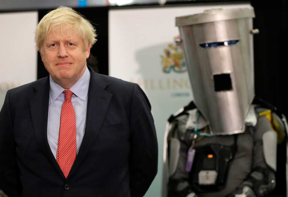 Count Binface, Elmo among UK election's quirky candidates | SBS News