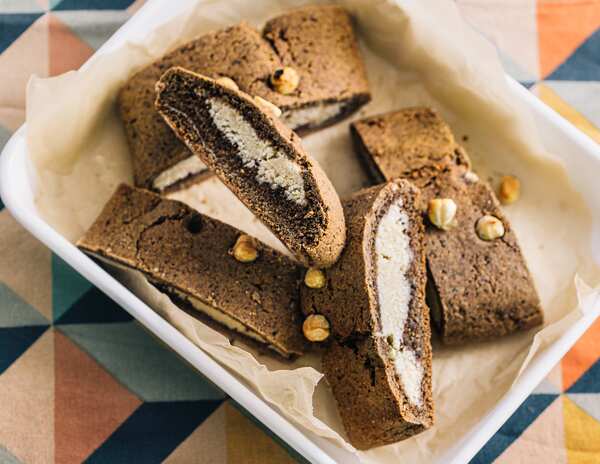 22 of the best Christmas dessert recipes and sweet treats | SBS Food