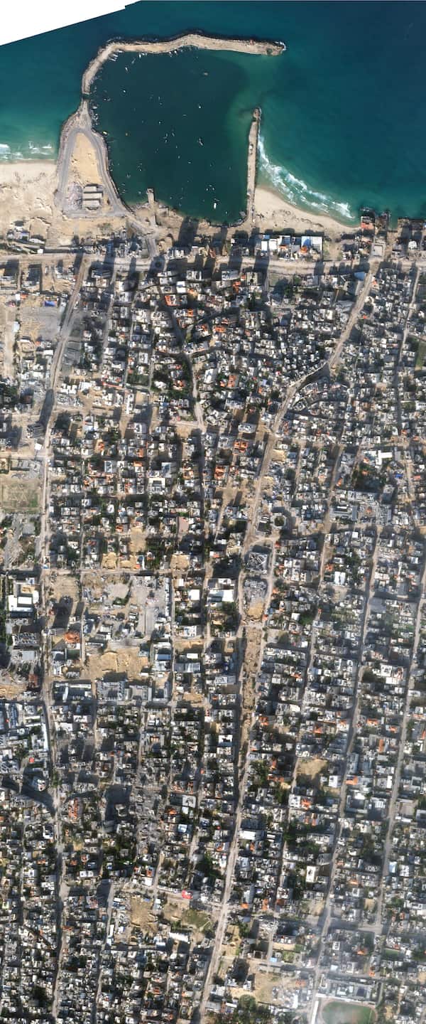 Images show how Gaza has been destroyed as strikes continue | SBS News