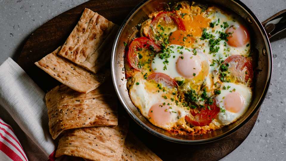 Swift suppers: Speedy recipes ready in under 20 mins | SBS The Cook Up ...