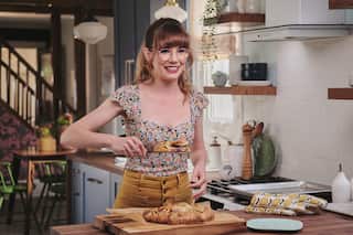 Mary Berg is back and this time she’s the ‘Mare of Cheesetown’ | SBS Food