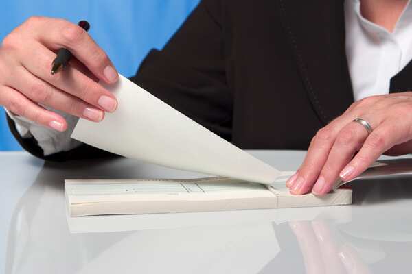 The death of the cheque book: Here's how Australia will phase out ...