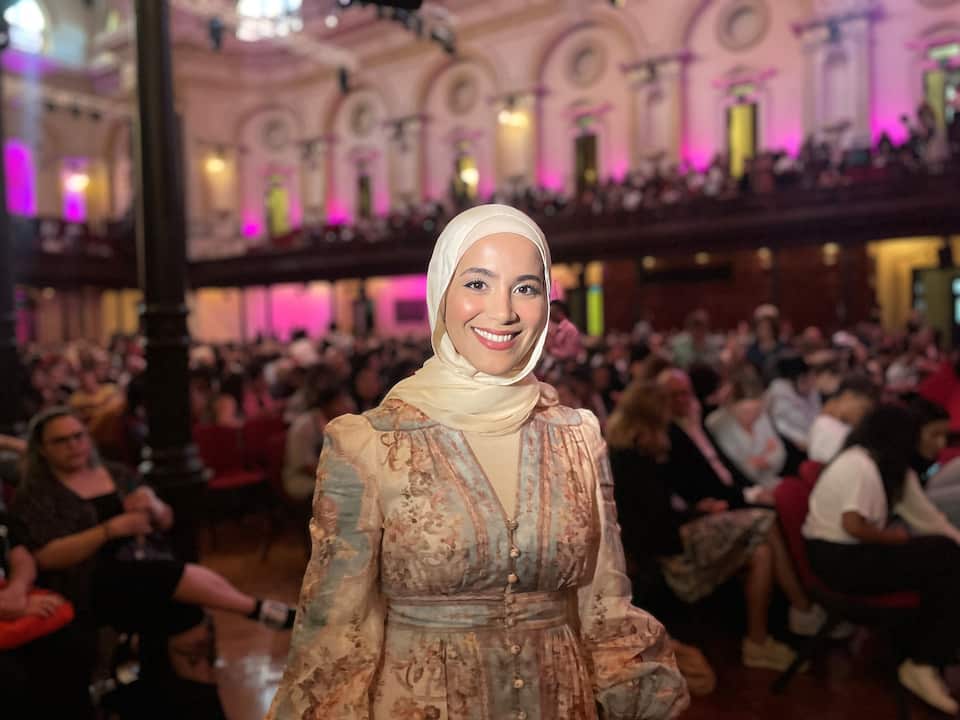 Plestia Alaqad: From 'hell' to a packed town hall, famous Gaza ...