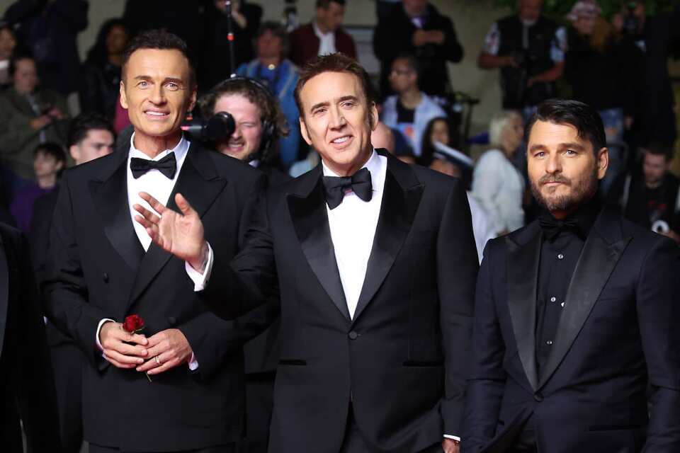 Australian actor Julian McMahon has died, aged 56 | SBS News