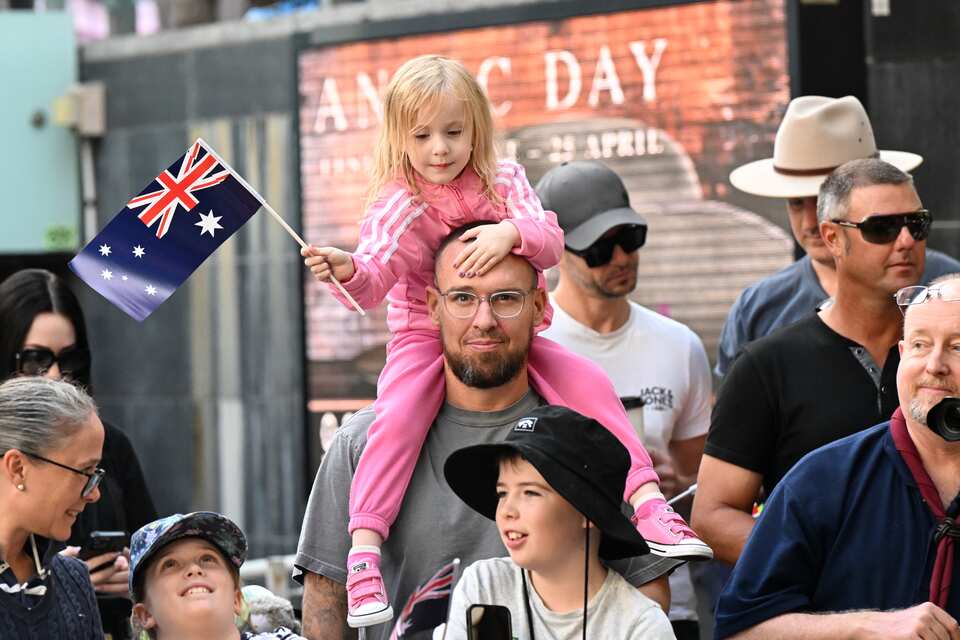 Anzac Day: Australians commemorate heroes with dawn services and ...