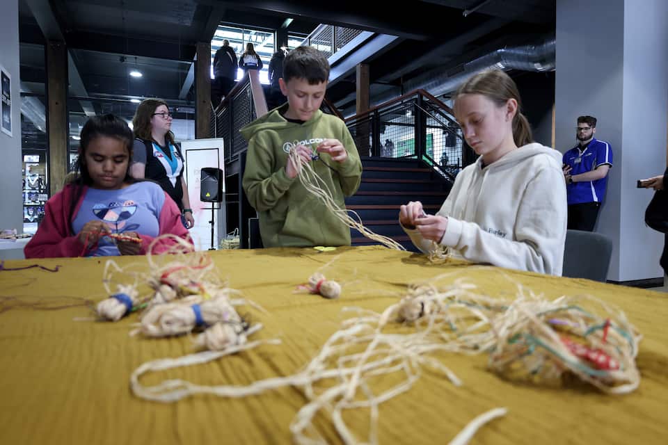 What is the cultural significance of First Nations weaving? | SBS English