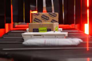 Australia Post is reintroducing weekend deliveries. Here's how long ...