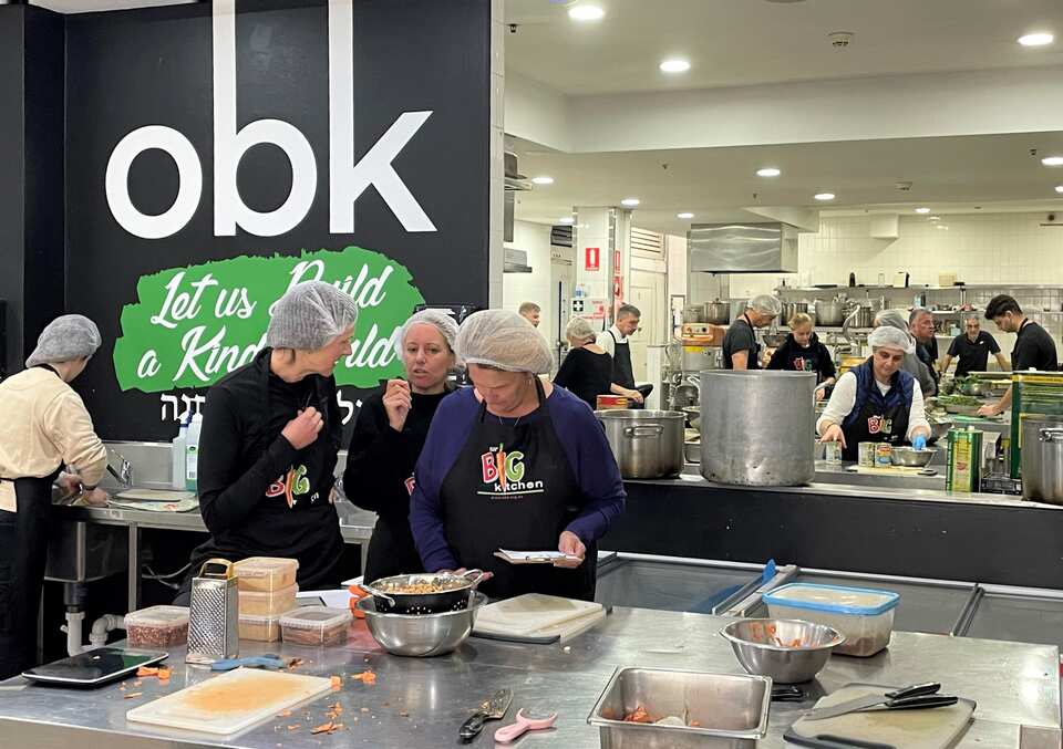 Despite serving up 5,500 free meals a week, this family food charity ...