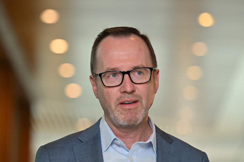 Hundreds of former detainees to be deported to Nauru set to live among ...