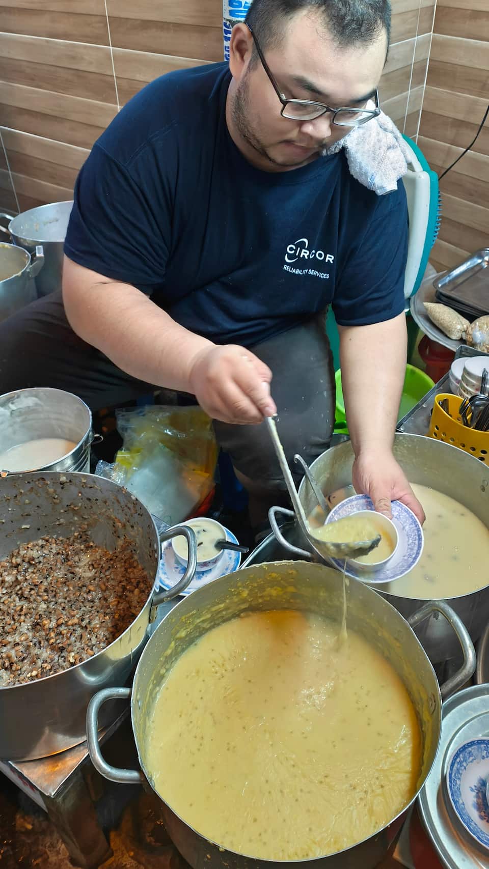 Che: The Vietnamese beans dessert that brings people together | SBS Food