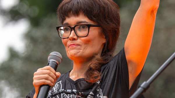 Yumi Stynes Responds To Welcome To Sex Critics I Make No Apologies