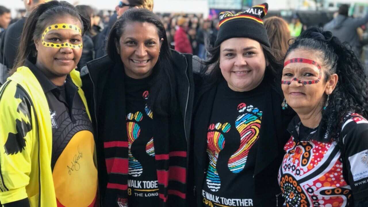 Long Walk: Indigenous campaigners promote wellbeing and culture | SBS News