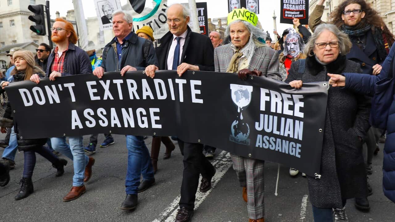 Londoners Rally For Julian Assange Ahead Of Extradition Hearing Sbs News