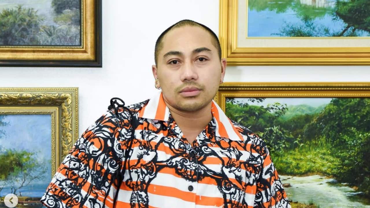 Paano hinarap ng isang stylist ang mga hamon ng pagiging colourblind sa industriya ng fashion sa ...