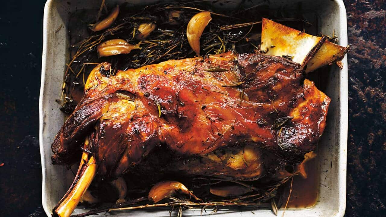 how many hours to cook lamb shoulder