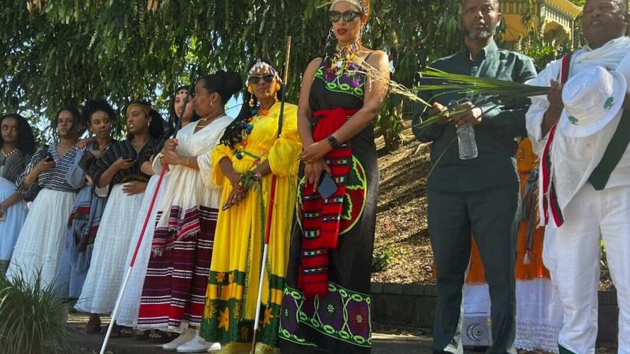 "የዘንድሮውን የኢሬቻ በዓል ያከበርነው በደስታና በሚደማ ልብ ነው" አቶ አብደታ ሁማ | SBS Amharic