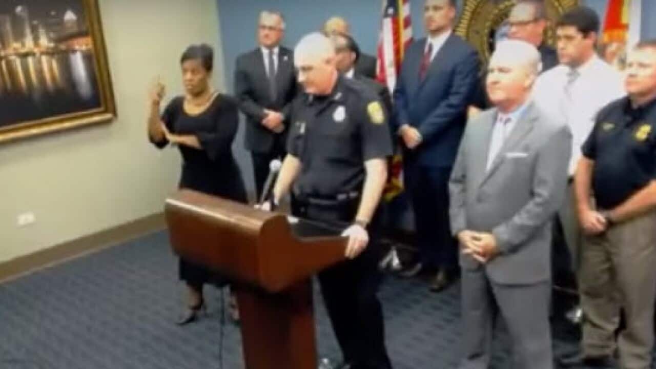 Us Sign Language Interpreter Delivers Gibberish At Police Press