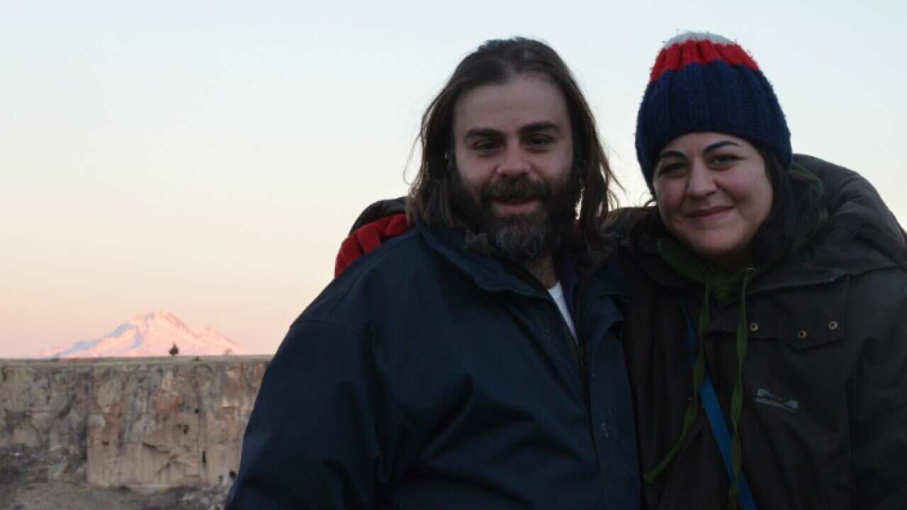 “Կ'ուզէինք ֆիլմ մը պատրաստել սիրոյ և ընտանիքի մասին” | SBS Armenian