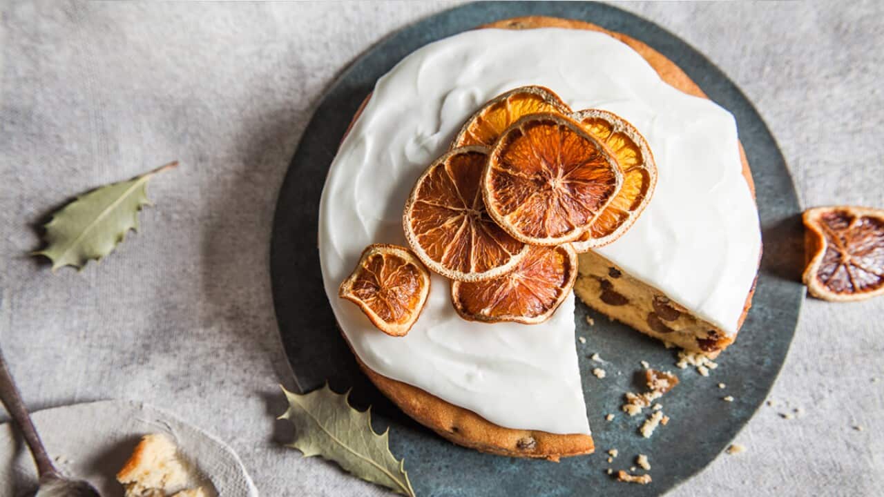orange slice fruit cake