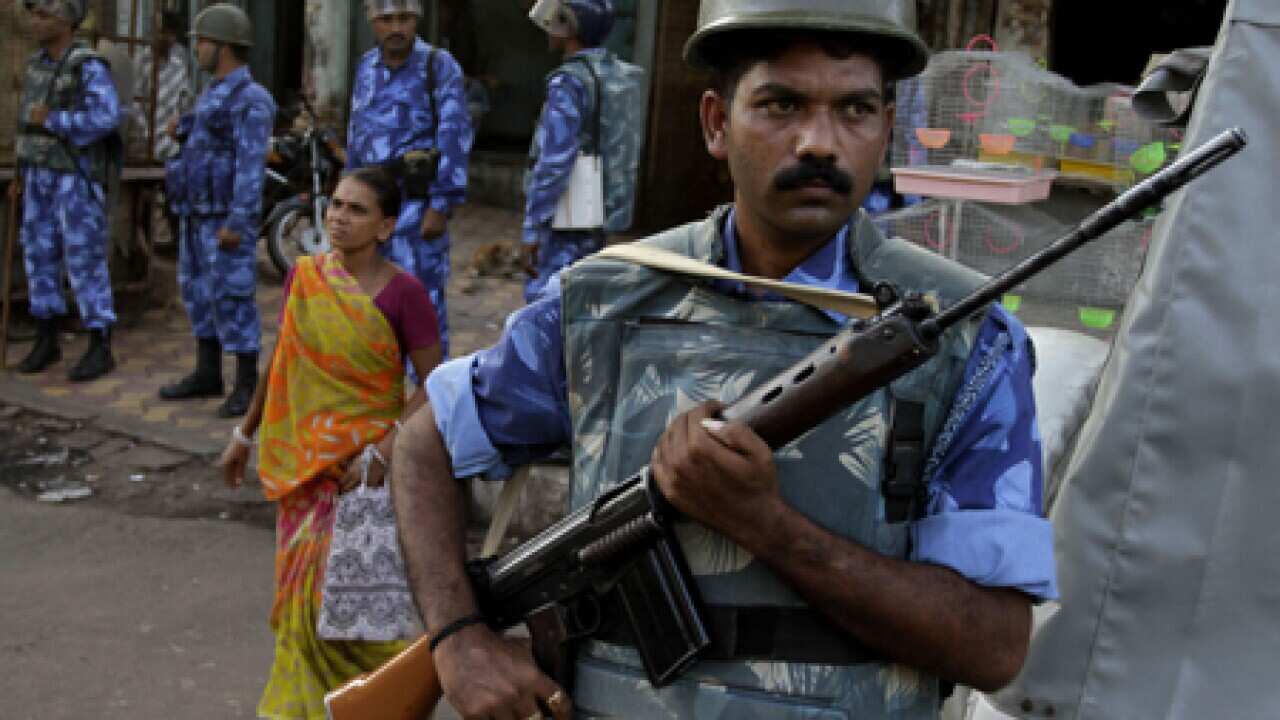 India braces for Ayodhya verdict | SBS News India braces for Ayodhya verdict | SBS News