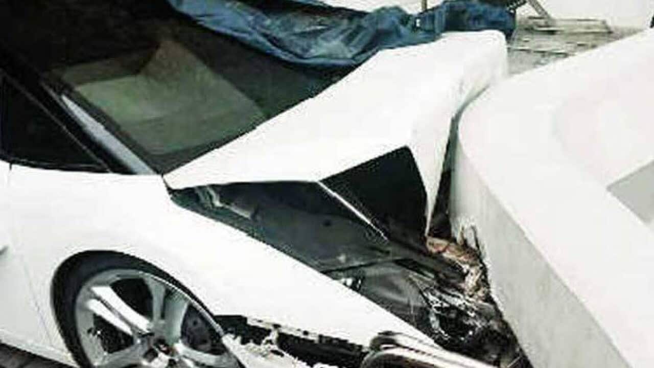 crashed lamborghini
