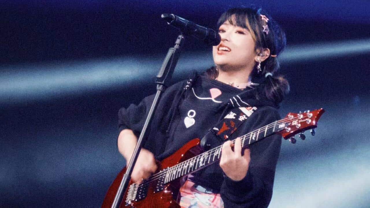 This Filipina singer from Perth is breaking the stereotype that women ...