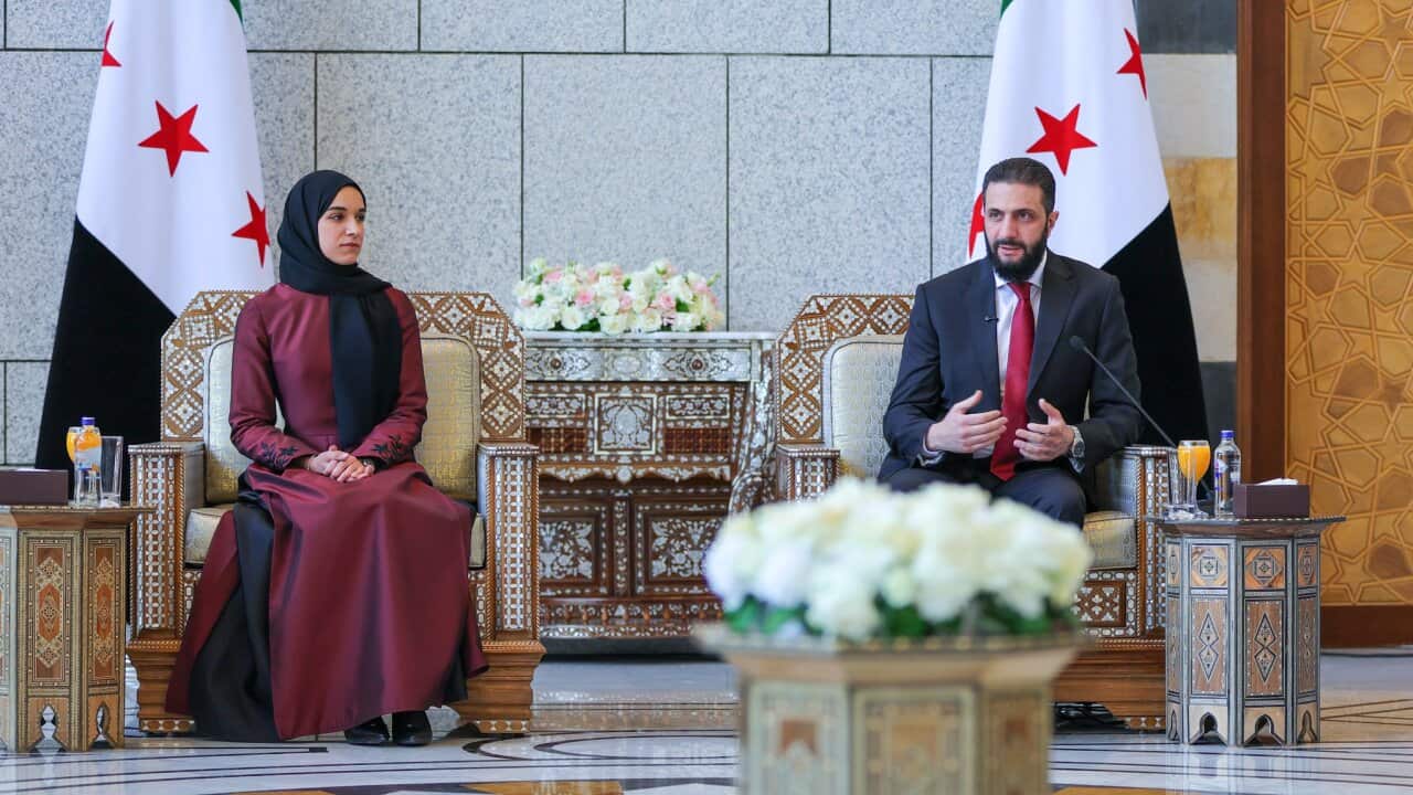 "عاشت معي في مغارات ومداجن": أحمد الشرع يروي قصة وفاء عمرها سنوات مع زوجته لطيفة الدروبي | SBS ...