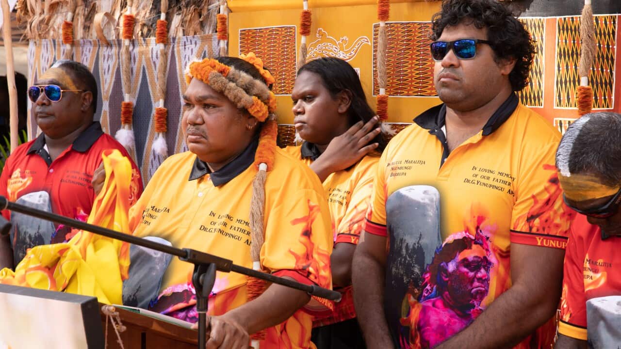 Yunupingu Honoured At Private Memorial On His Homelands Sbs Nitv
