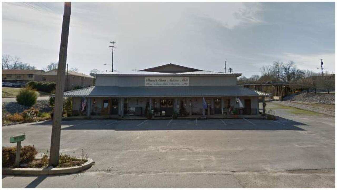 Us Venue Refuses Mixed Race Wedding Citing Christian Beliefs Sbs News