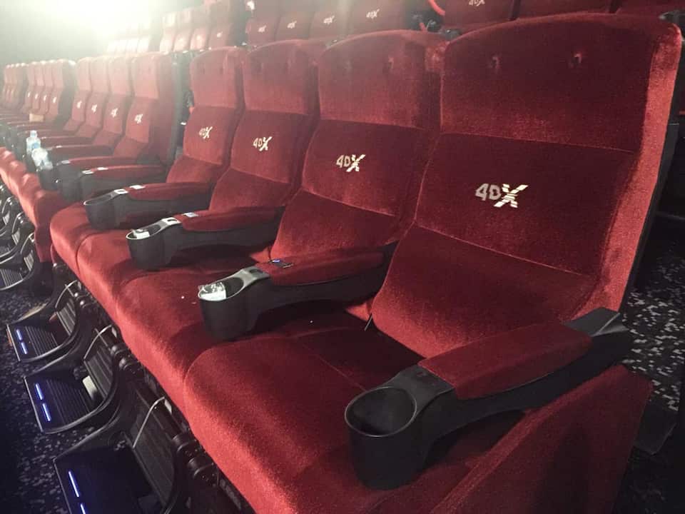 4DX is a shameless gimmick that was the most fun I've had at the cinema ...