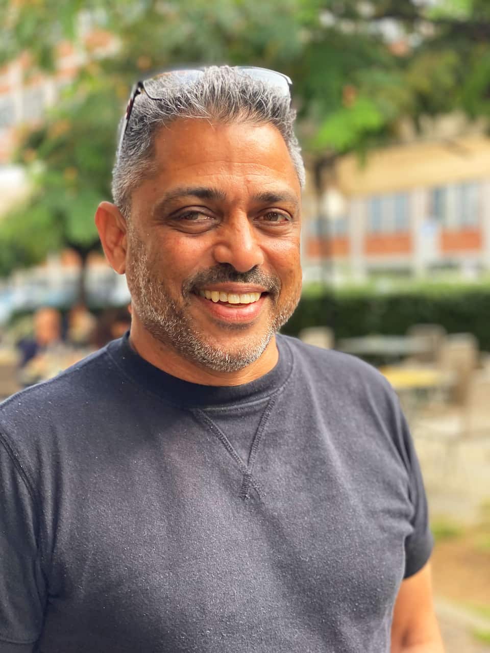 30 years on and Radio Cairo is still a neighbourhood institution | SBS Food