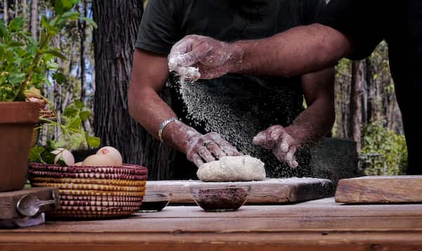 13 ways to use bush food in your baking | SBS Food