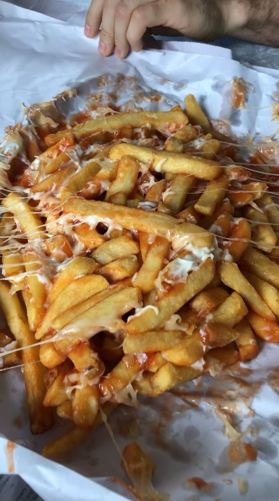 Cheesy weezies: New Zealand's must-try loaded fries | SBS Food