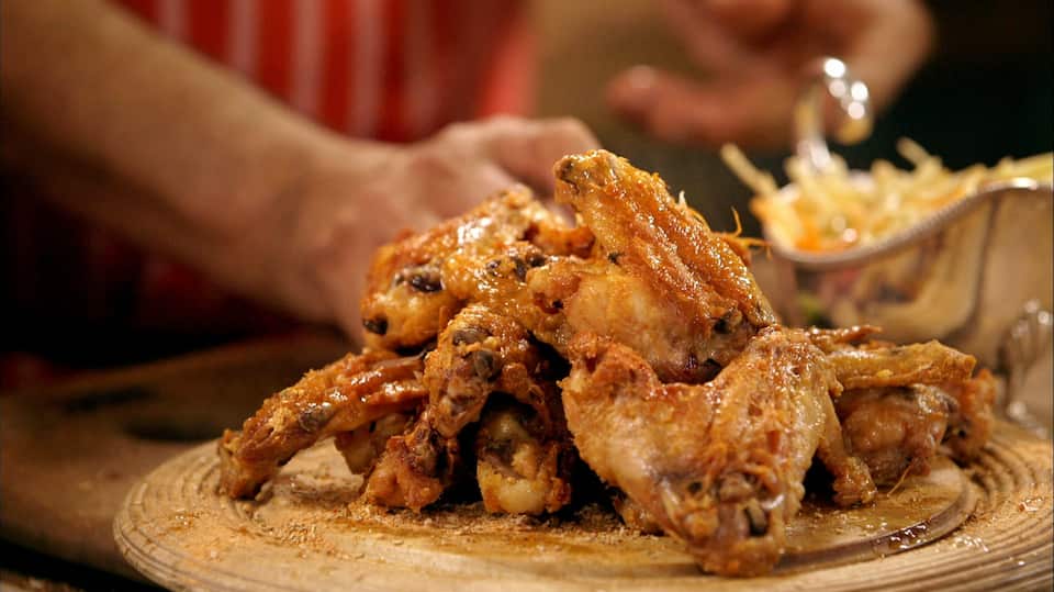 12 easy chicken wing recipes that are perfect for the weekend | SBS The ...
