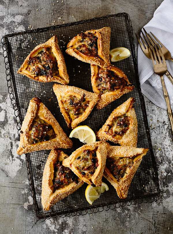 9 perfect pies for your next picnic | SBS Food