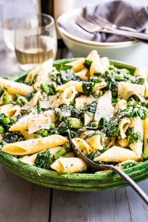 Take yourself to Italy with these spring pasta recipes | SBS Food