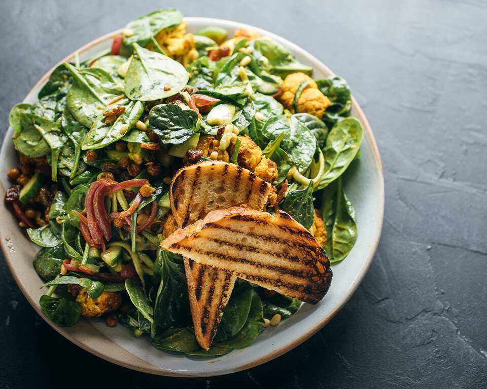 You can make best friends with salad thanks to these recipes | SBS The ...