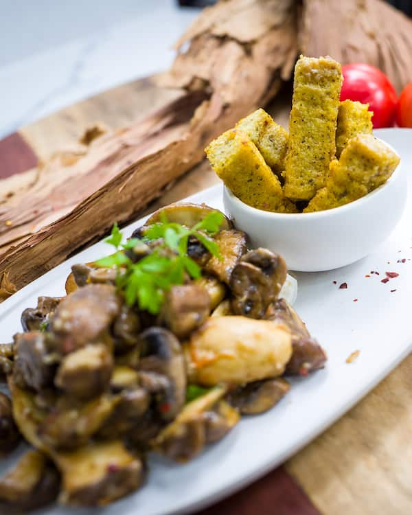 10 best recipes with the indigenous ingredient Davidson plum | SBS Food